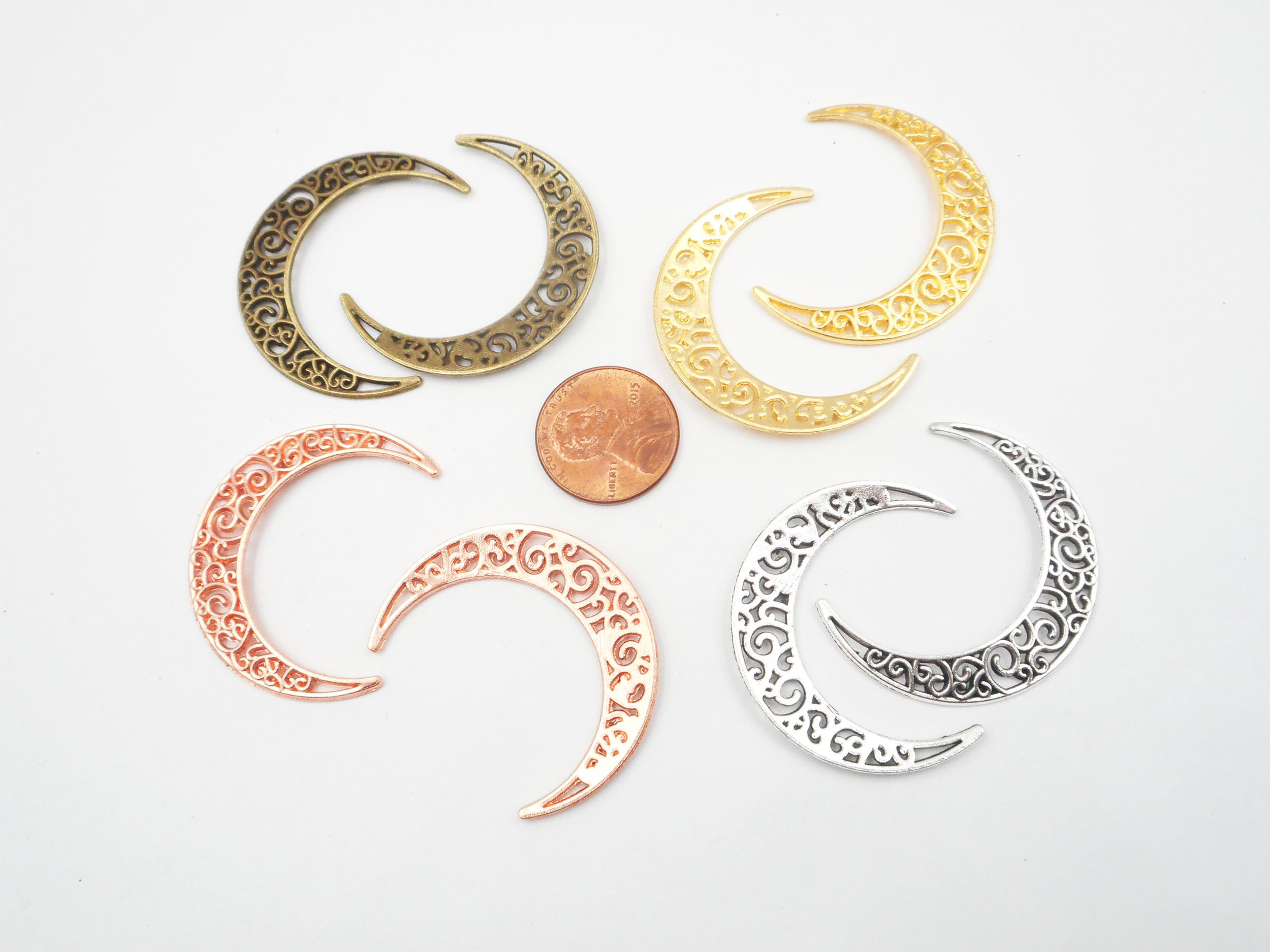 4 Crescent Moon Filigree Charm/connectors in 4 Finishes 6-23 - Etsy