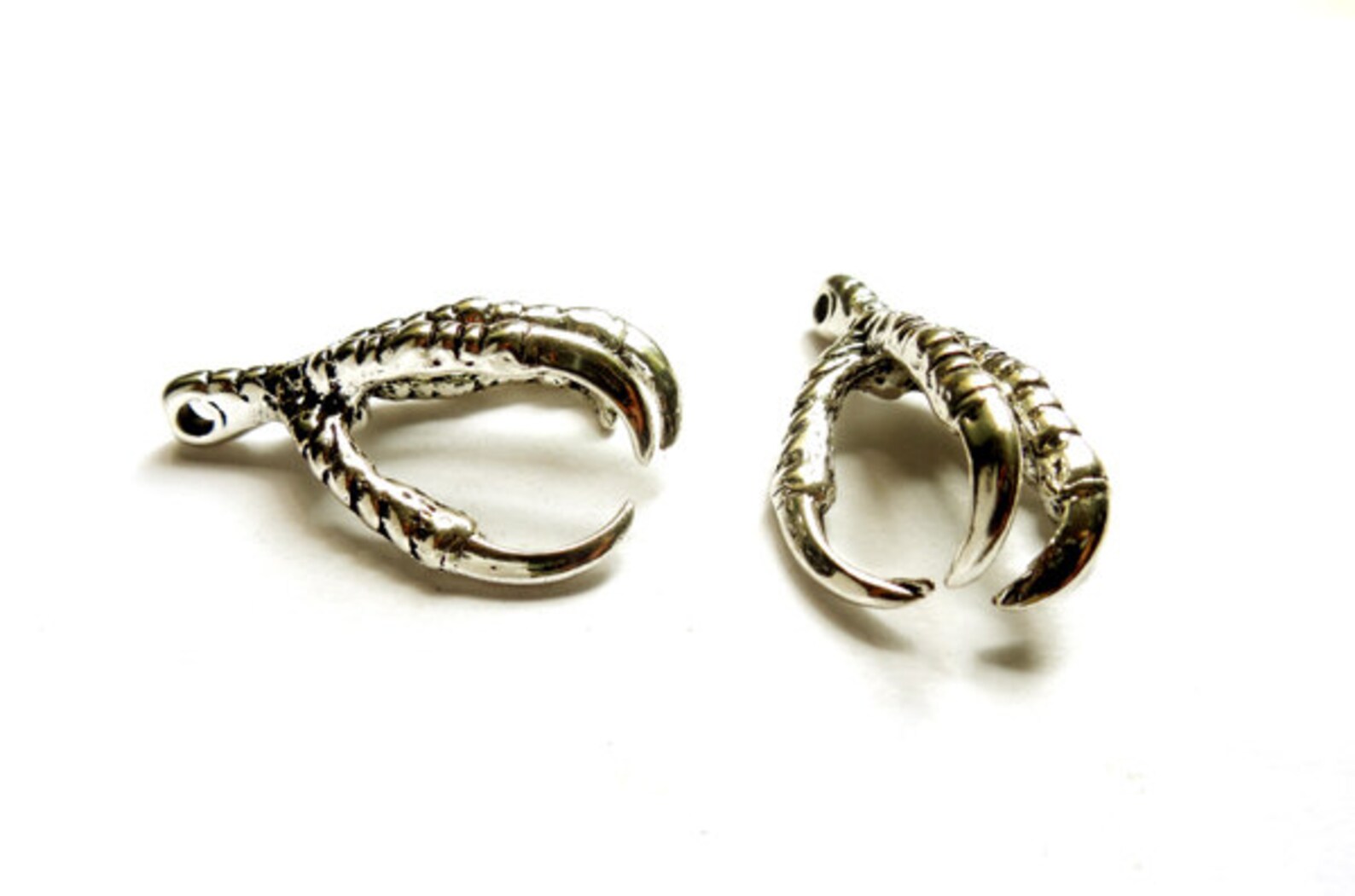 2 Antique Silver Talon Claw Pendant/charms - 20-B-4 - Etsy