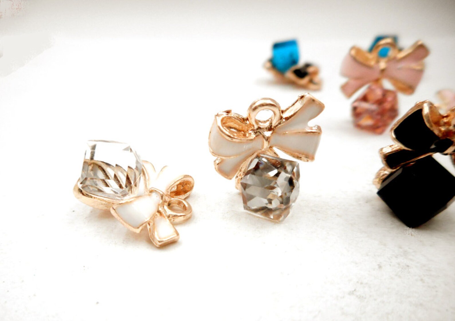 2 Glass Gift Box With Bow Charms - 27-4-2 - Etsy