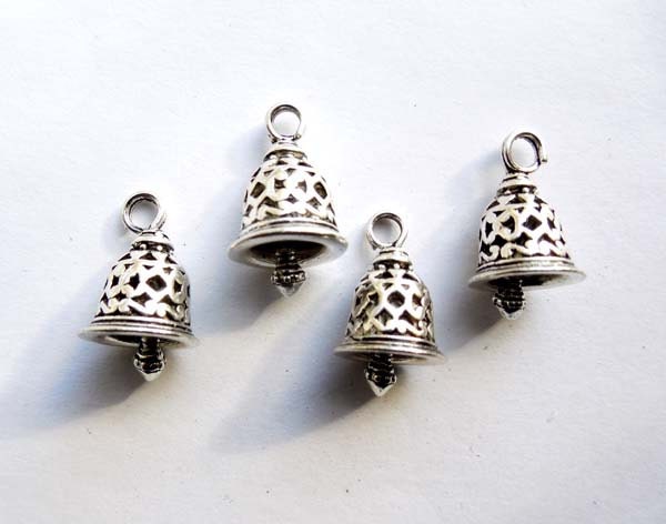 4 Antique Silver Bell Charms 20-A-27 - Etsy