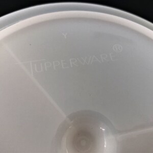 Vintage 3-piece Tupperware White Divided Party Suzette 608-17 With Lid ...