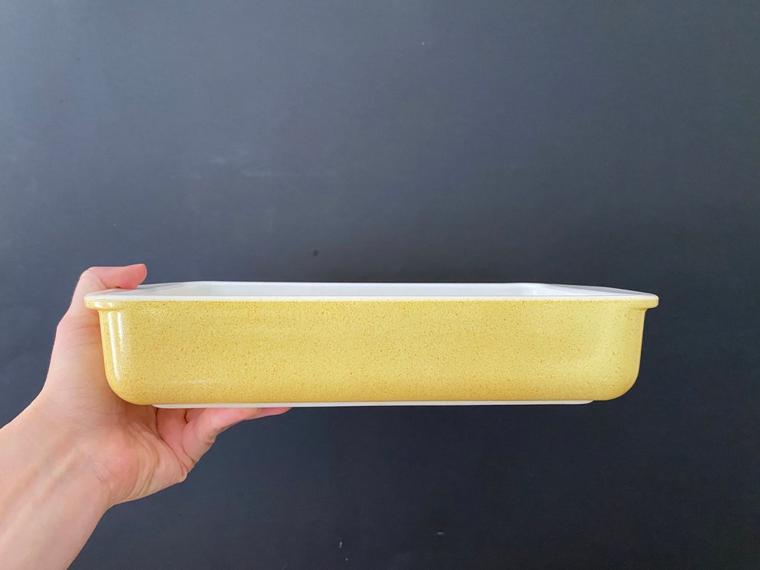 Vintage Pyrex #231 Yellow Speckled 1-1/2 QT. Rectangular Casserole Dish ...