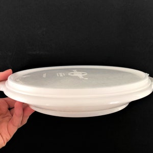 Vintage 3-piece Tupperware White Divided Party Suzette 608-17 With Lid ...