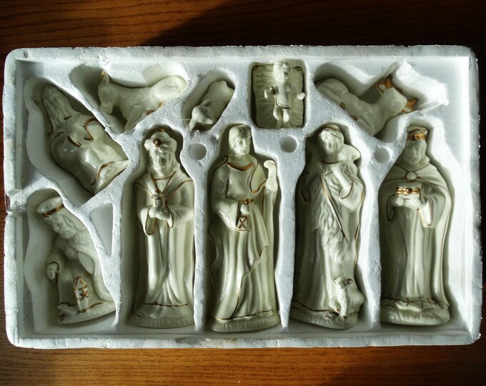 Glazed White Porcelain Nativity Set, Gold Trim, Original Packaging, 10 ...