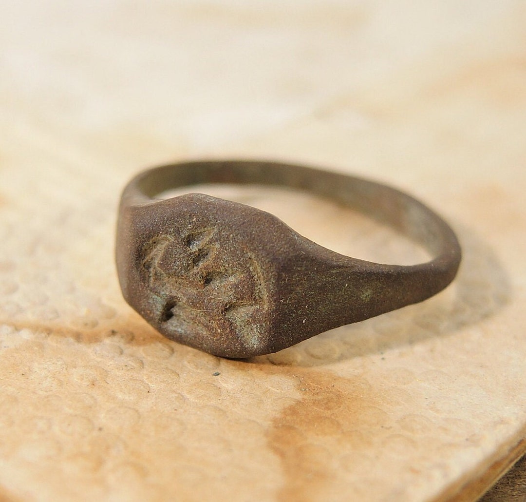 Antique Brass Ring, Old Signet Ring, Primitive Bronze Ring, Dig Finds ...