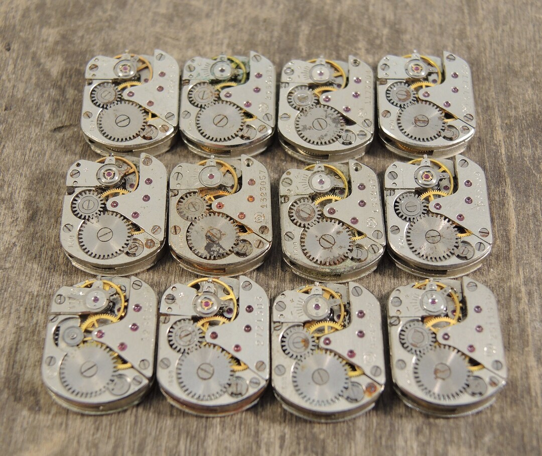 Vintage Small Rectangular Watch Movements Mechanical Wrist Watch Parts ...