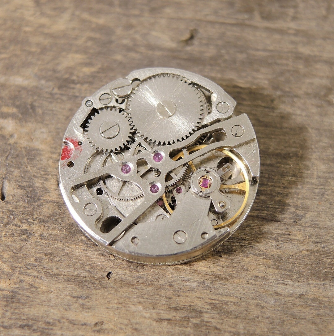 Vintage Round Skeleton Watch Movement With Number Ring - C6 - Etsy