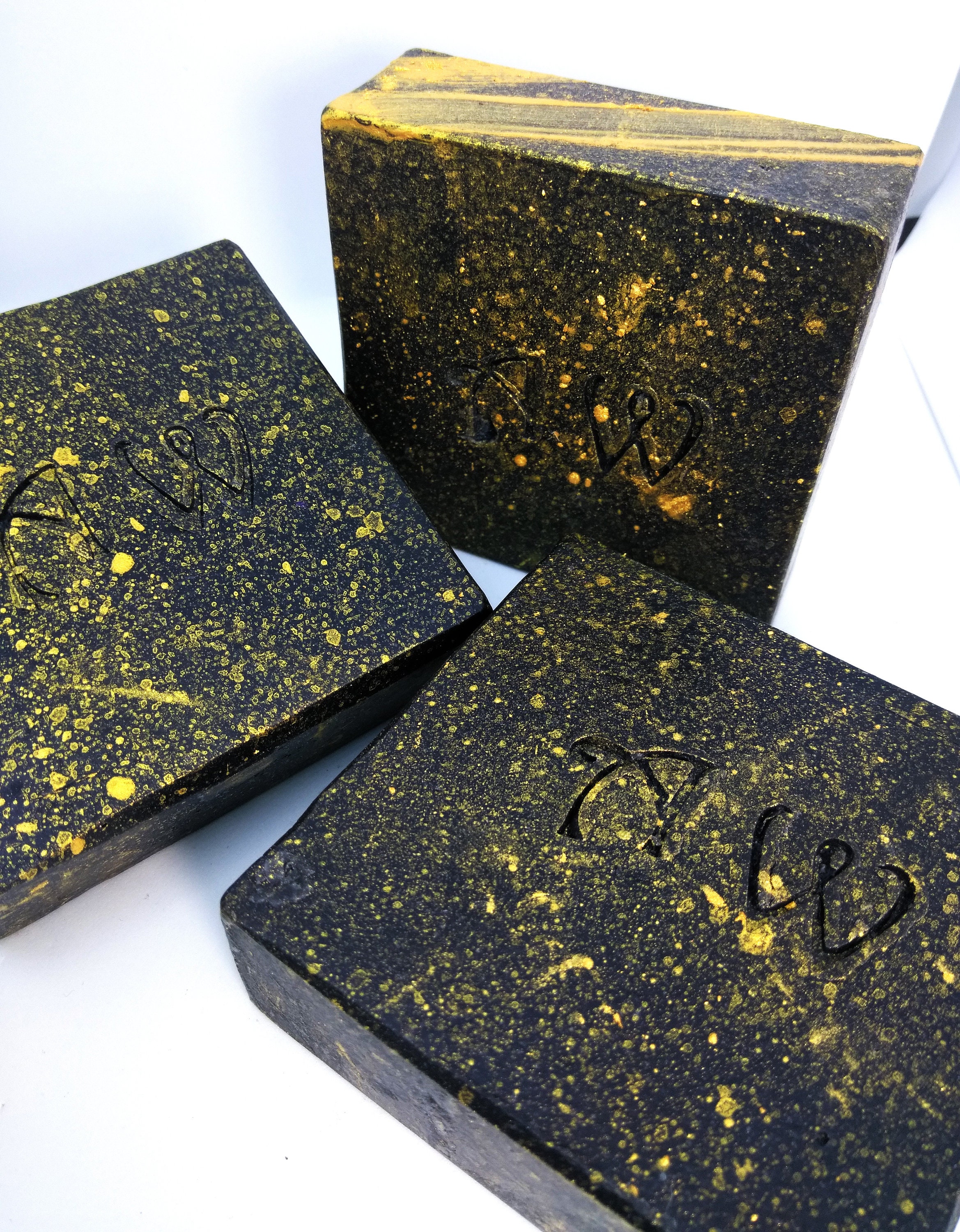 Charcoal Galaxy Soap: Luxury Cold Process SoapNatural Soap - Etsy.de