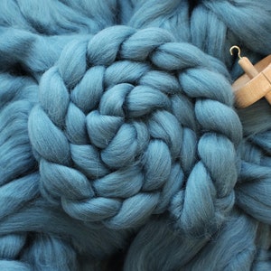 Shetland Wool 'ceramic' Combed Top Roving Dyed Wool Spinning Fiber Duck ...