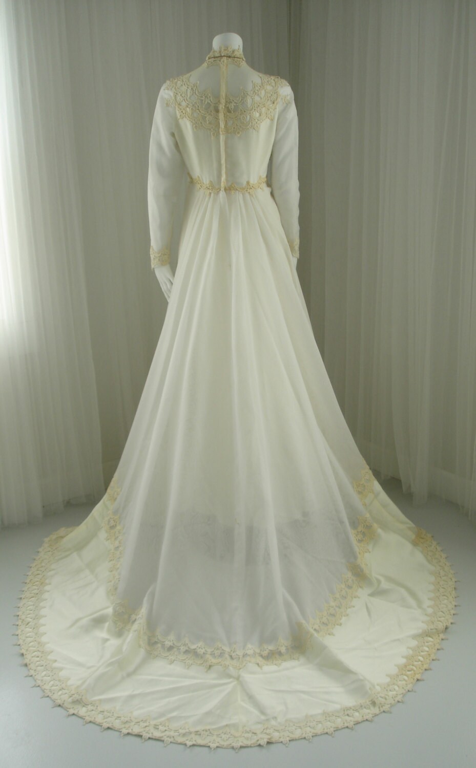 Vintage High Neckline William Cahill Wedding Gown in Double Chiffon and ...