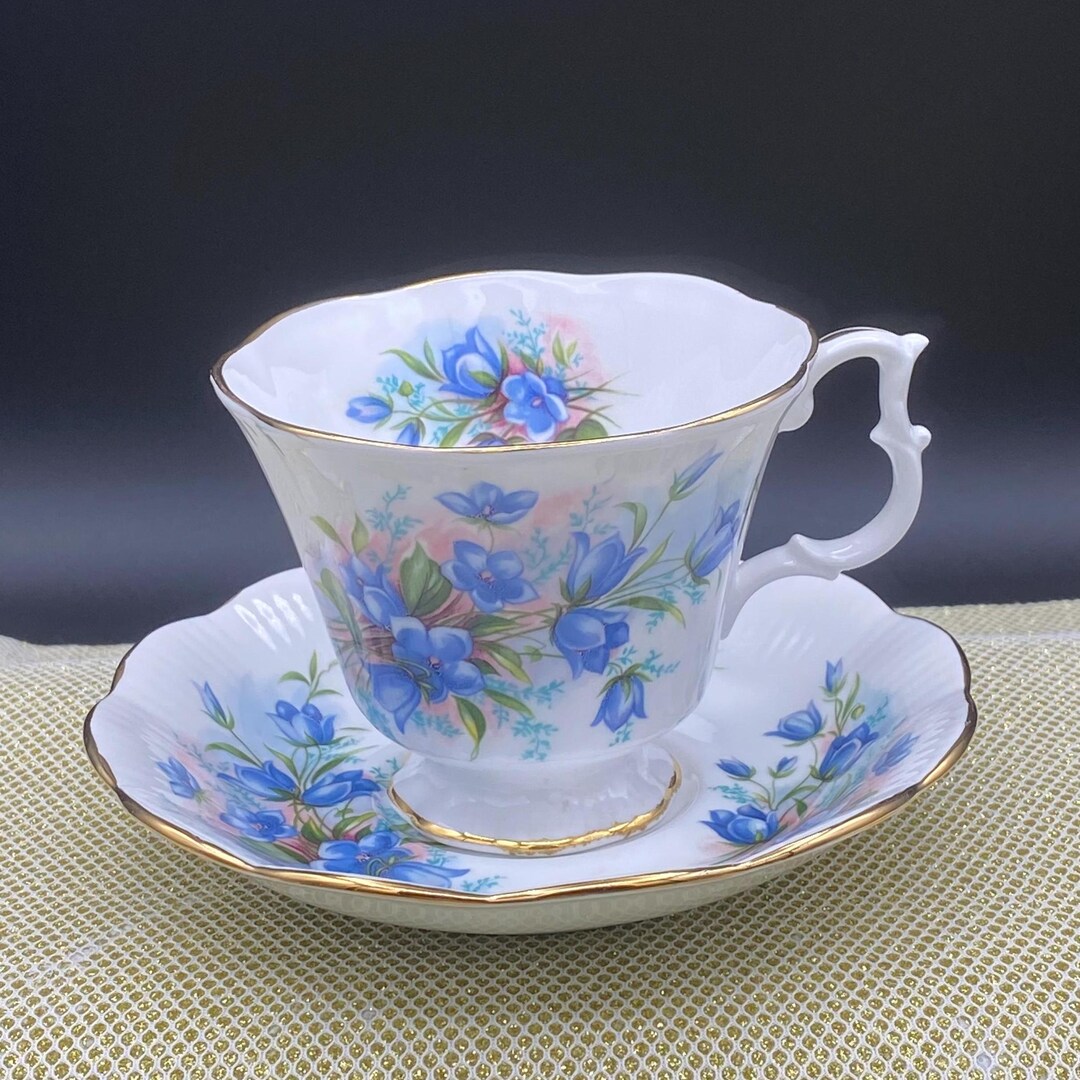 Royal Albert - Blue Bells - Vintage Teacup and Saucer - Etsy