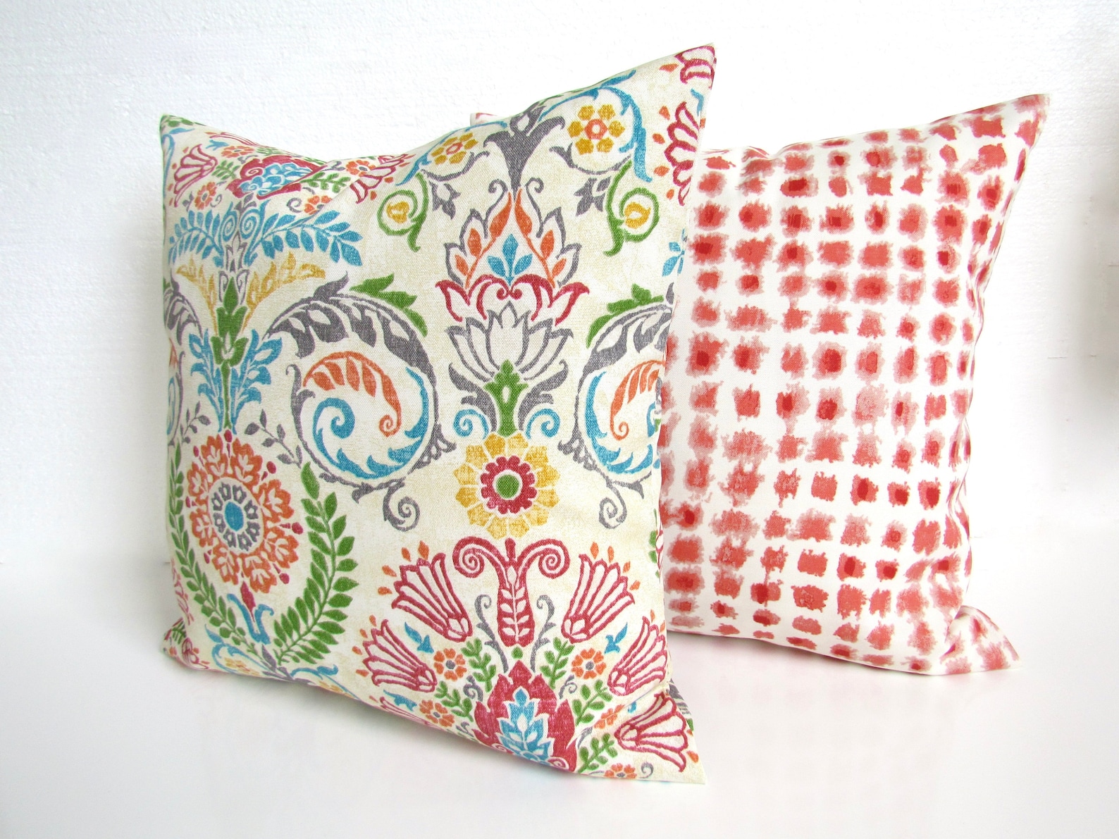 CORAL OUTDOOR PILLOWS Orange Shells Outdoor Pillow Covers Orange ...