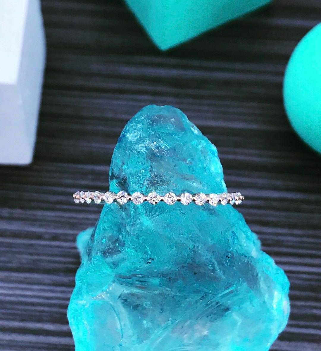 1.5mm 14K White Gold Single Prong Set 17 Stone Low Profile Stackable ...