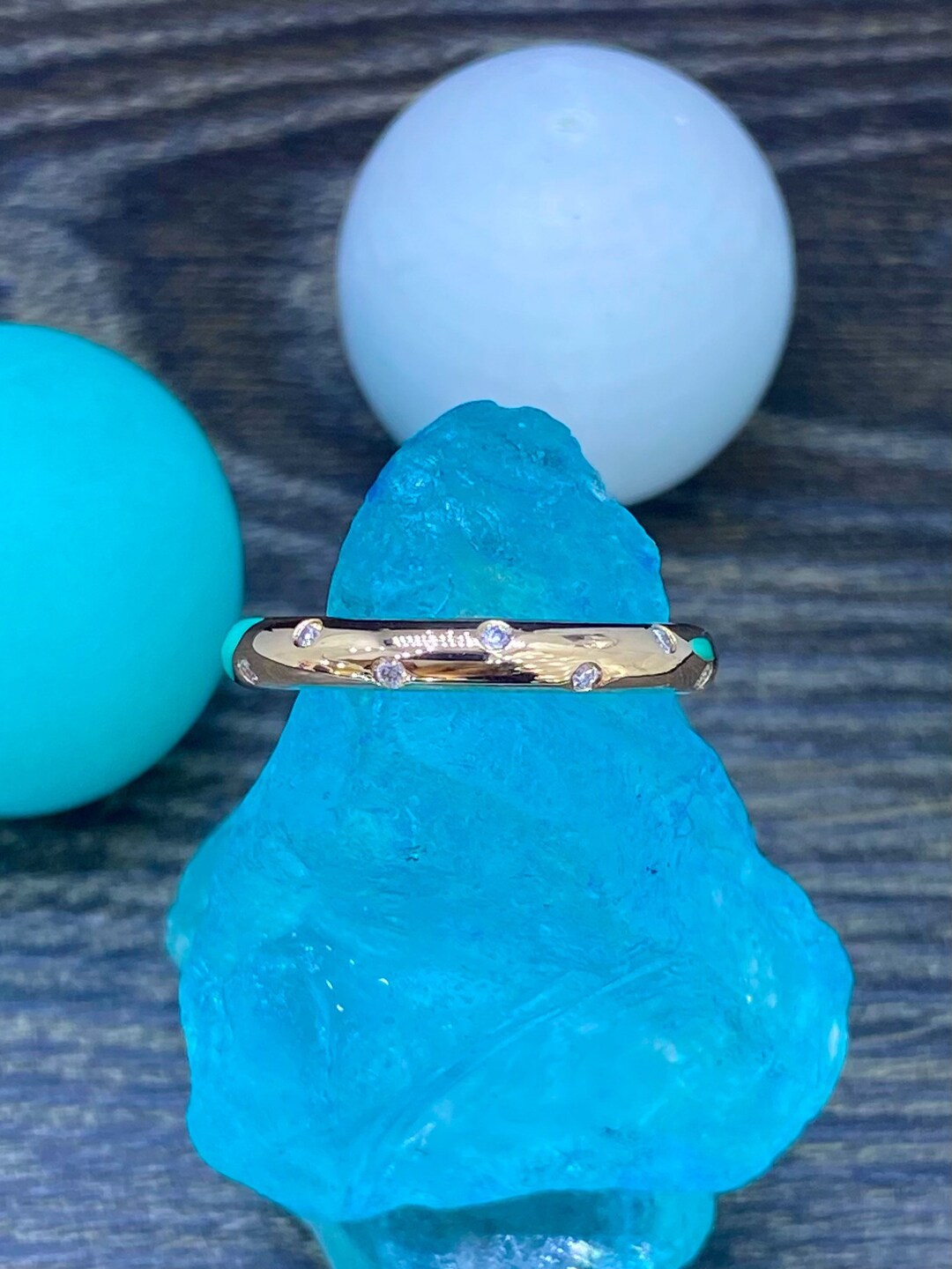 14K Yellow Gold Zig Zag Flush Set Diamond Band - Etsy