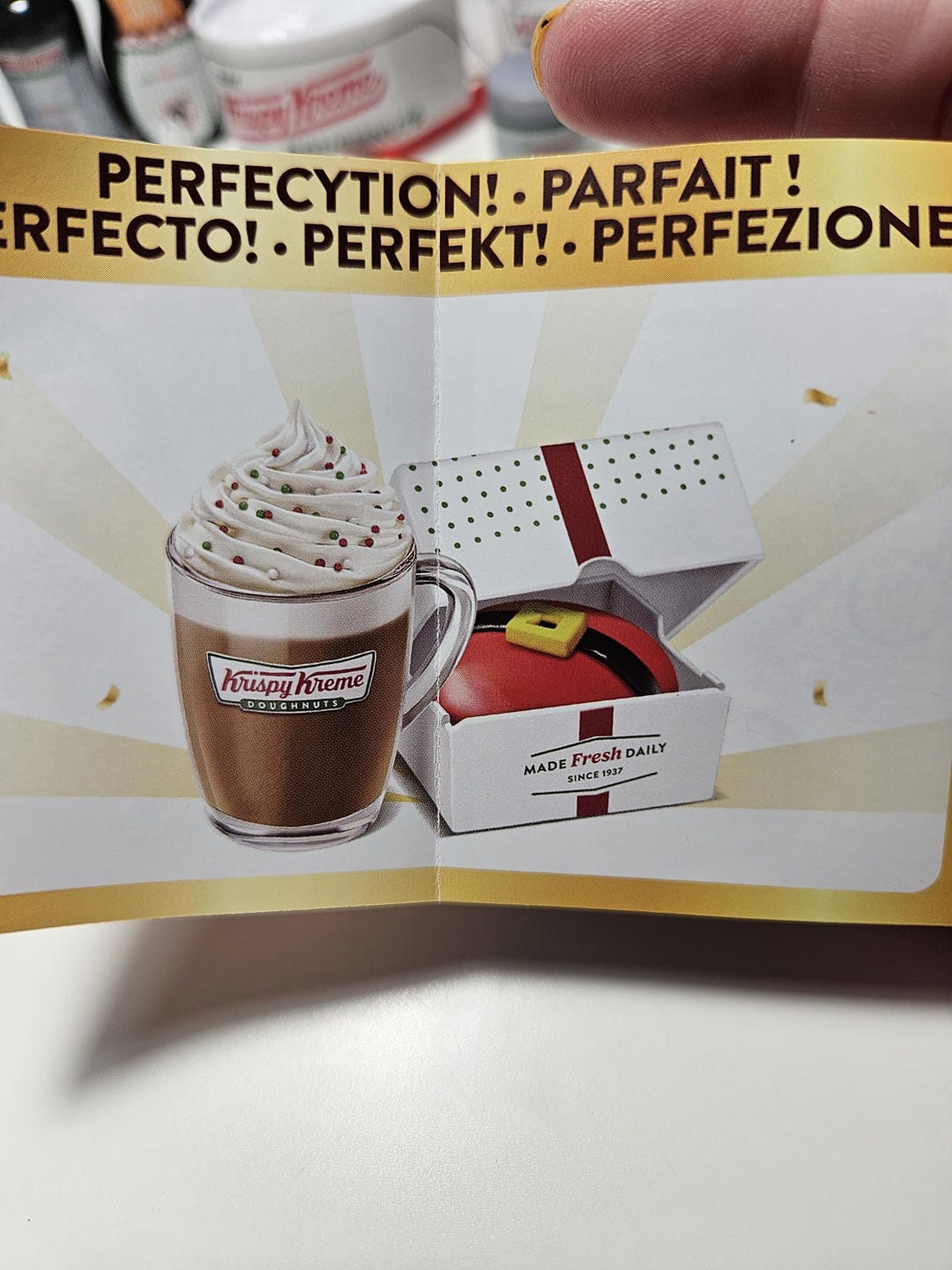 Zuru Mini Brands Create Krispy Kreme Limited Edition Holiday Santa ...