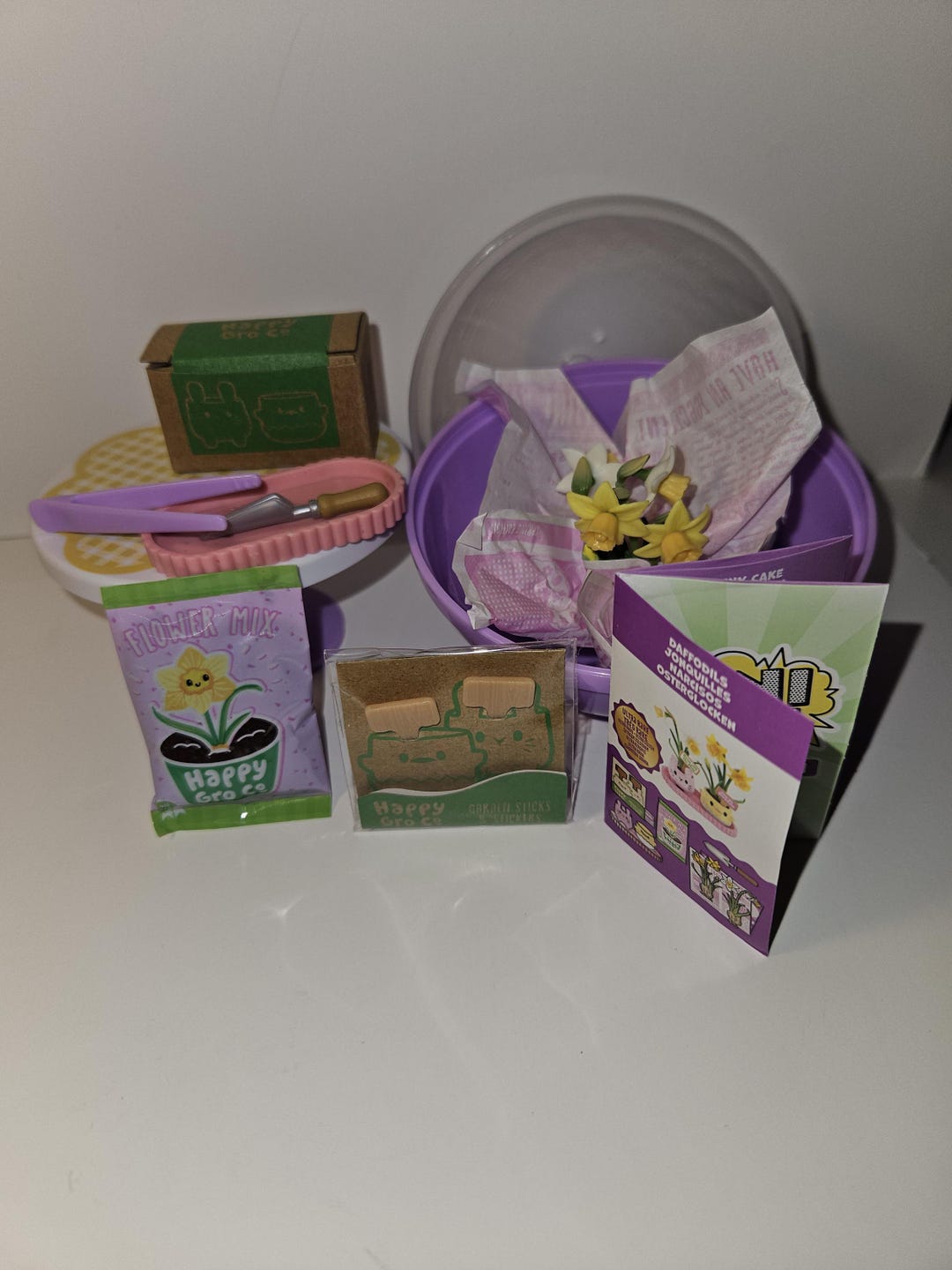 Miniverse Mini Spring ULTRA RARE Daffodils. - Etsy