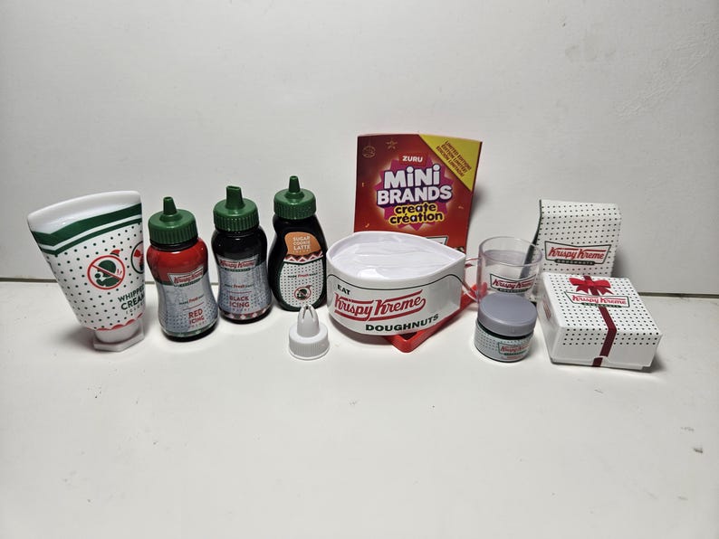 Zuru Mini Brands Create Krispy Kreme Limited Edition Holiday Santa ...