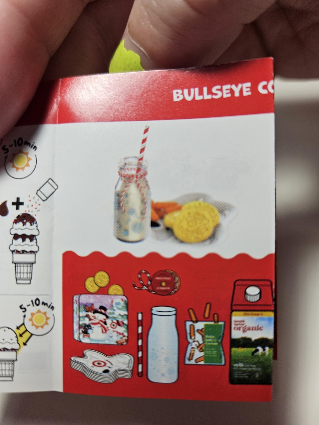 Miniverse Mini Target Holiday Bullseye Milk & Cookies - Etsy UK