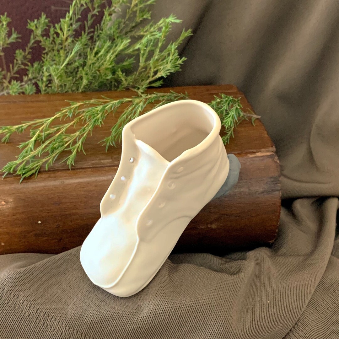 Blank Bisque Porcelain Baby Shoe Keepsake Bootie for Decorating - Etsy