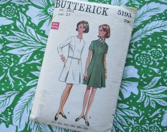 Vintage Size 34 Inch Bust, Dress With A-line Skirt and Tab Detail ...