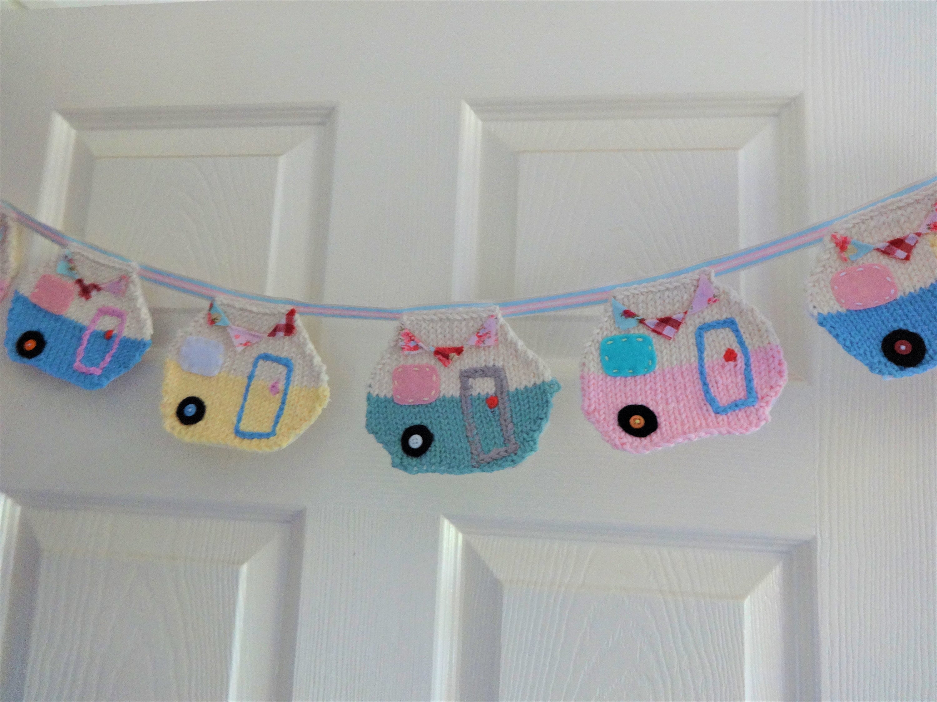 Knitting Pattern Vintage Caravan Bunting Pdf. Retro Campervan - Etsy