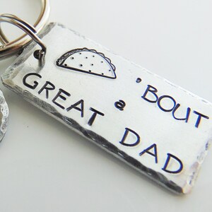 Personalized Dad Keychain, Fathers Keyring, Taco 'bout a Great Dad ...