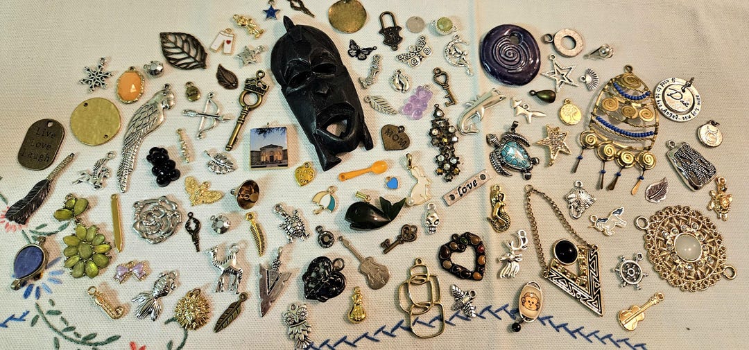 100+ Vintage to Modern Mixed Random Charms or Pendants Lot (165) - Etsy