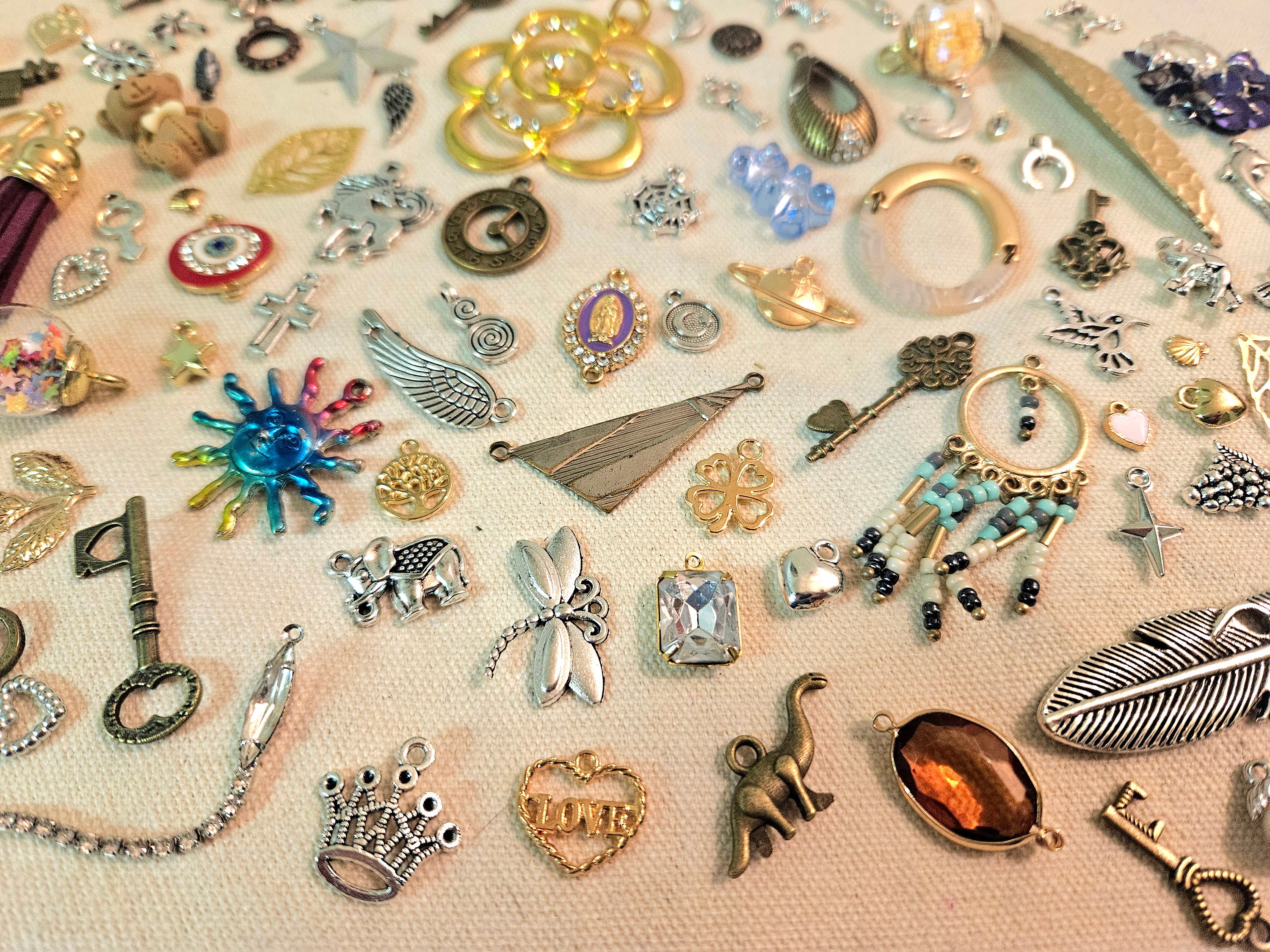 100 Vintage to Modern Mixed Random Charms or Pendants Lot b35 - Etsy