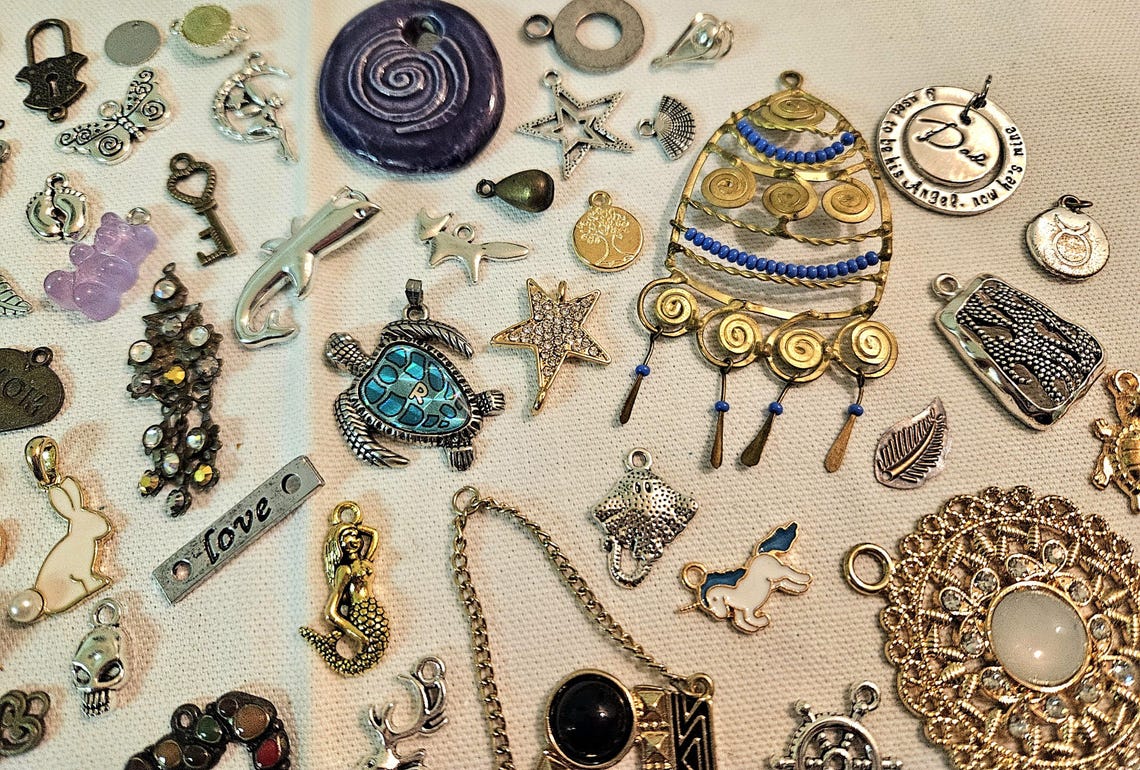 100 Vintage to Modern Mixed Random Charms or Pendants Lot 165 - Etsy