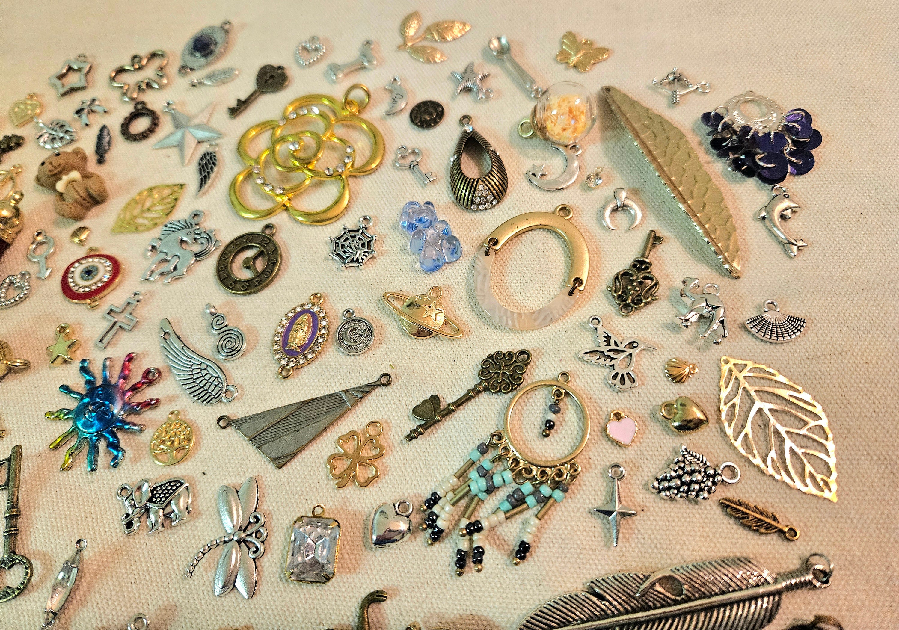 100 Vintage to Modern Mixed Random Charms or Pendants Lot b35 - Etsy