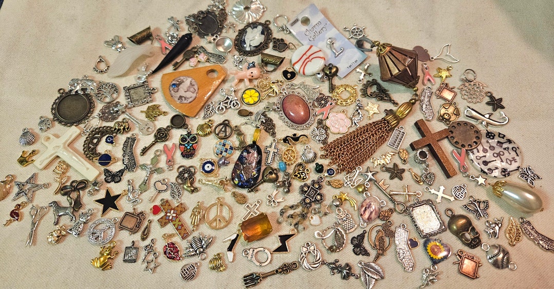 HUGE Vintage to Modern Mixed Random Charms or Pendants Lot- Over 200 ...