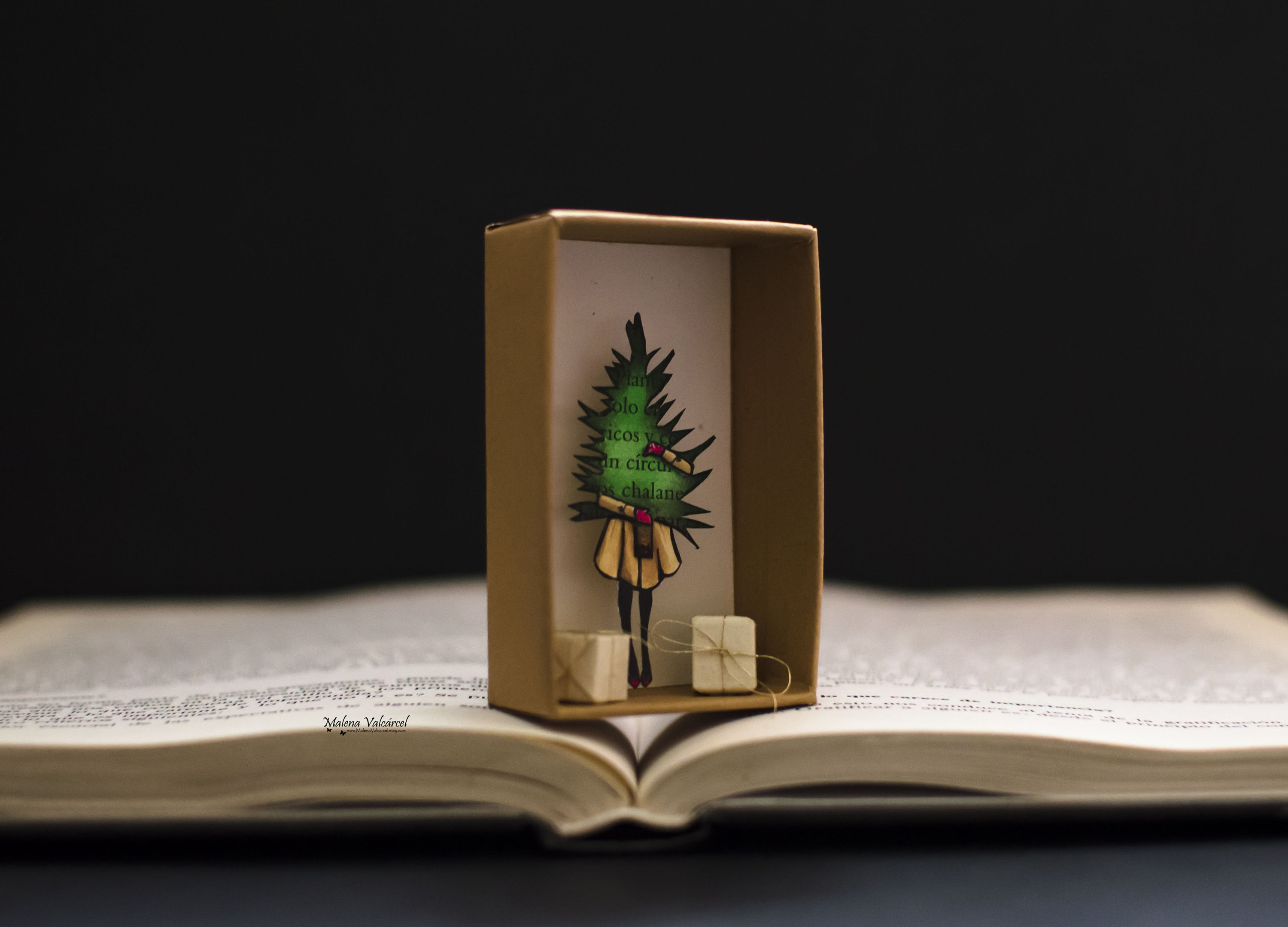Matchbox Christmas Diorama Christmas Tree Christmas Gifts - Etsy