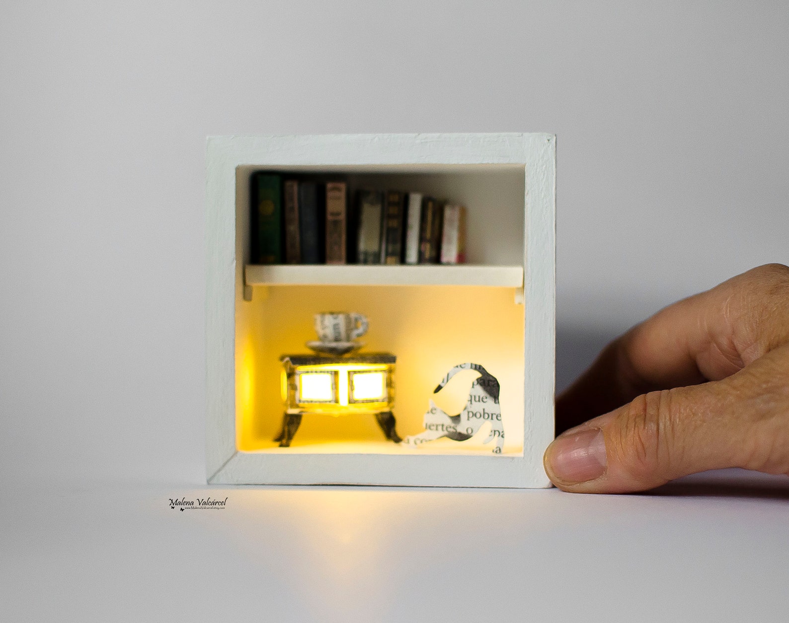 Diorama Reading in Good Company Miniatures Paper Art | Etsy