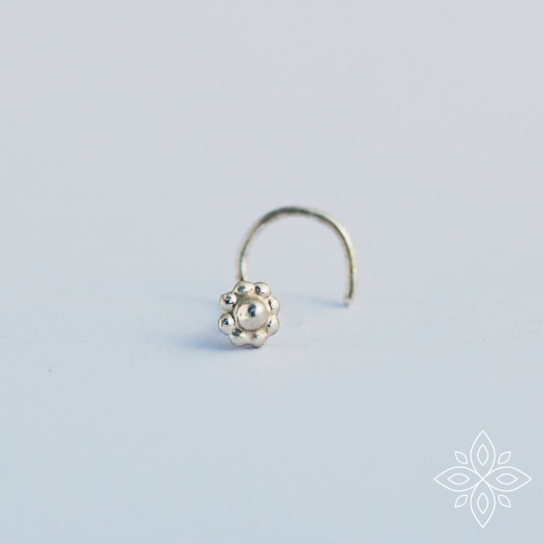 Silver Flower Nose Stud, Tiny Flower Nose Stud, Tragus Flower, Flower ...