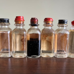 Vintage WHITE ARROW Anisette & Rum Bottles Briganti Extract Co ...