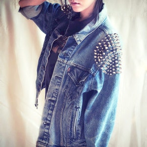 Studded Levi's Denim Jacket - Oversize Boyfriend Fit - Women / Men ...