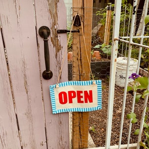 OPEN / CLOSED Sign for Open Ended Play, Educational Toy Open Closed ...