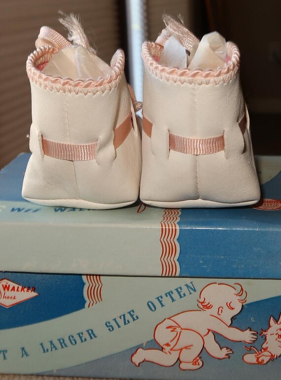 1950s Wee Walker White and Pink Leather Booties in th… - Gem