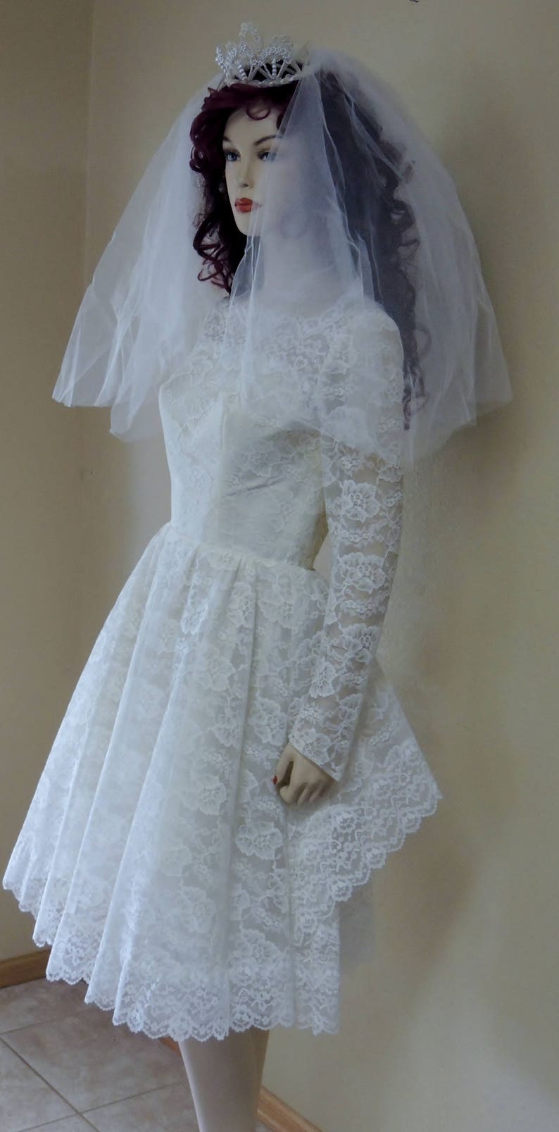1950s Gorgeous Lace Wedding Gown Bust 34 - Etsy
