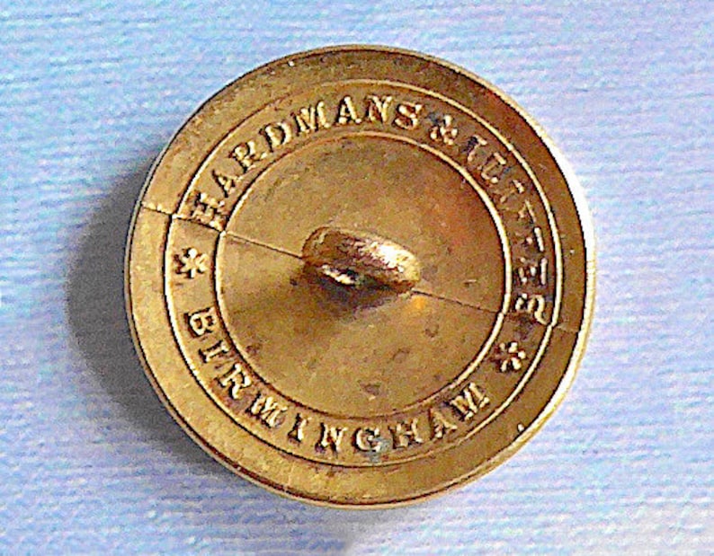Livery Button Antique. Featuring a Bird With Wings - Etsy