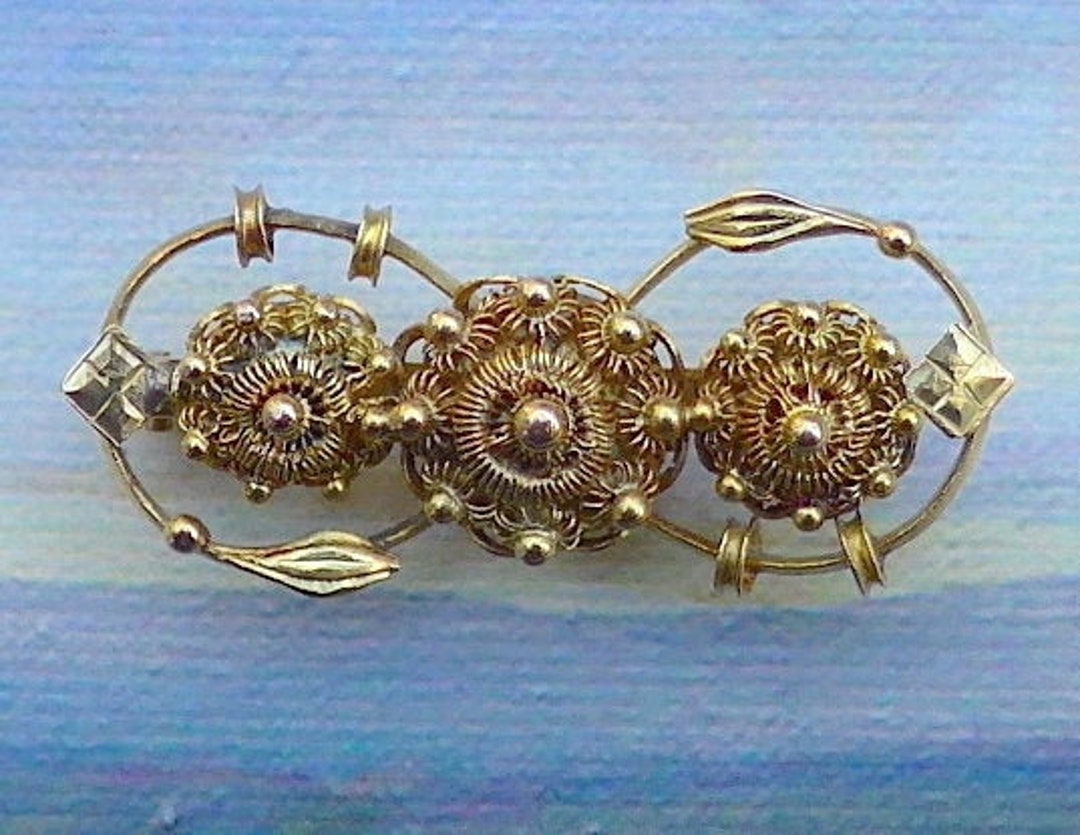 Peasant Buttons Brooch, Antique. Featuring 3 Silver Buttons, the ...