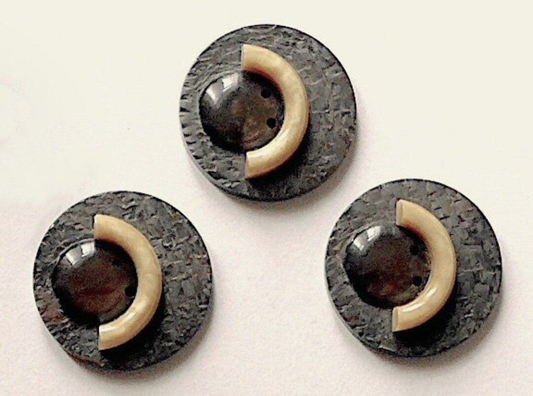 Art Deco Buttons, a Set of 3, Vintage. Very Chic Brown Textured ...