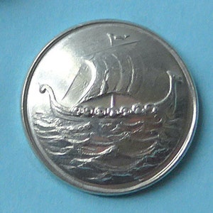 Nautical Buttons, 7 Different, Vintage. Boats, Ships and Anchors ...