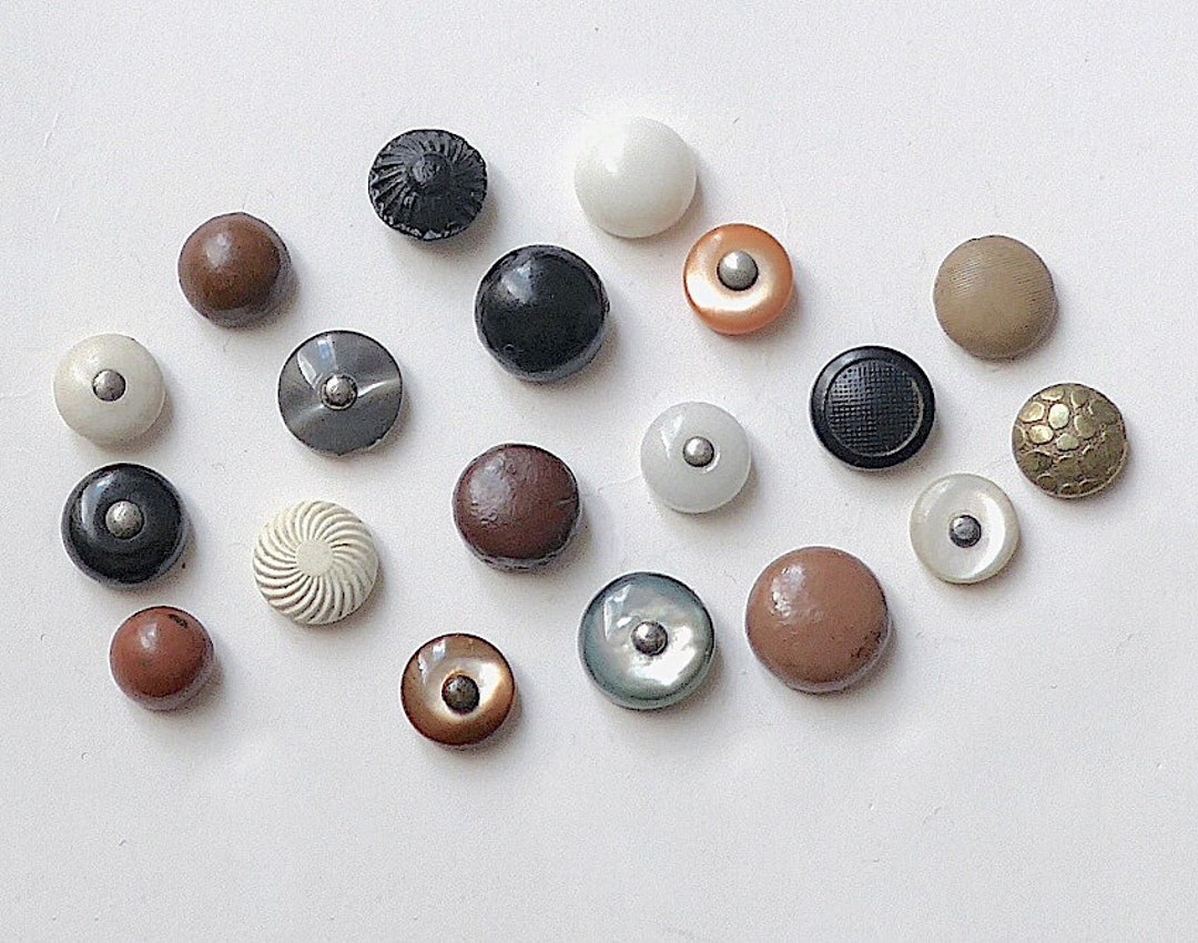 Shoe & Boot Buttons, 19 Different, Antique/vintage. Brass, Pearl ...