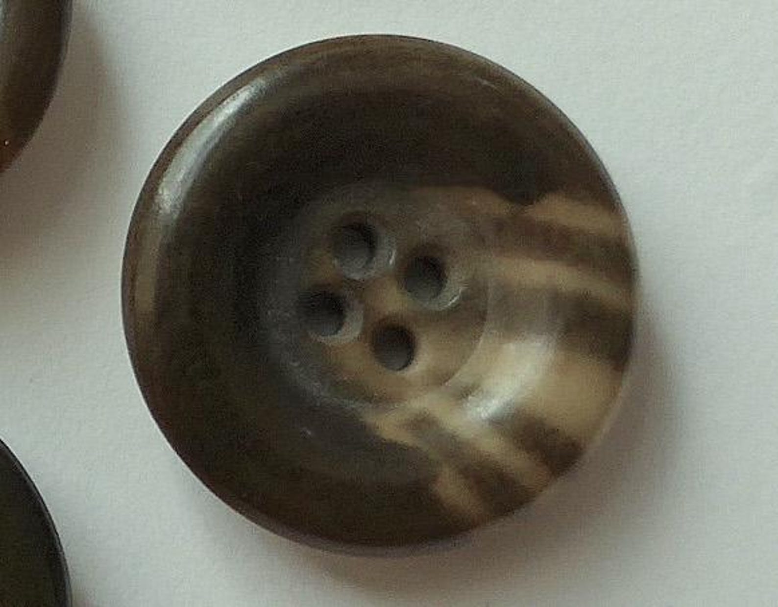 Horn Buttons, a Set of 6, Antique/vintage. A Set of Smart Buttons of ...