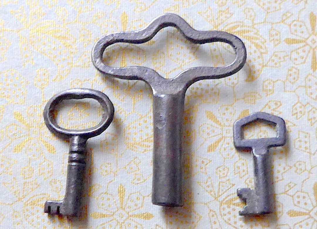 Keys, 3 Different, Antique. Sweet Intersting Little Steel Keys, No Rust ...