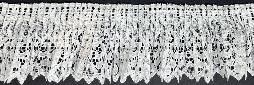 2&1/2" White Lace Pleated Ruffled Fabric Trim 17 Yards - Etsy