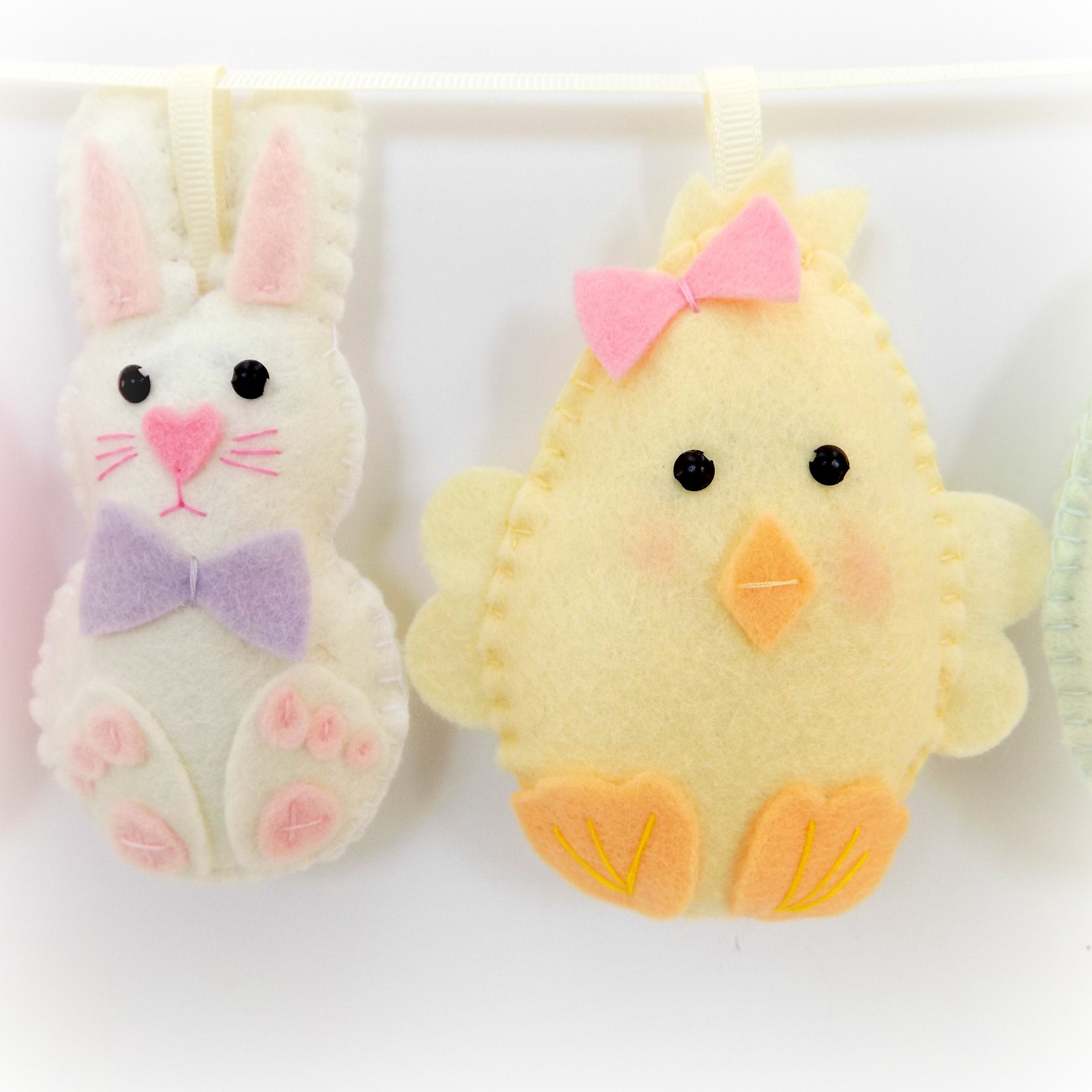 Sew Your Own Felt Easter Garland Kit. Felt Garland. Easter Decorations ...