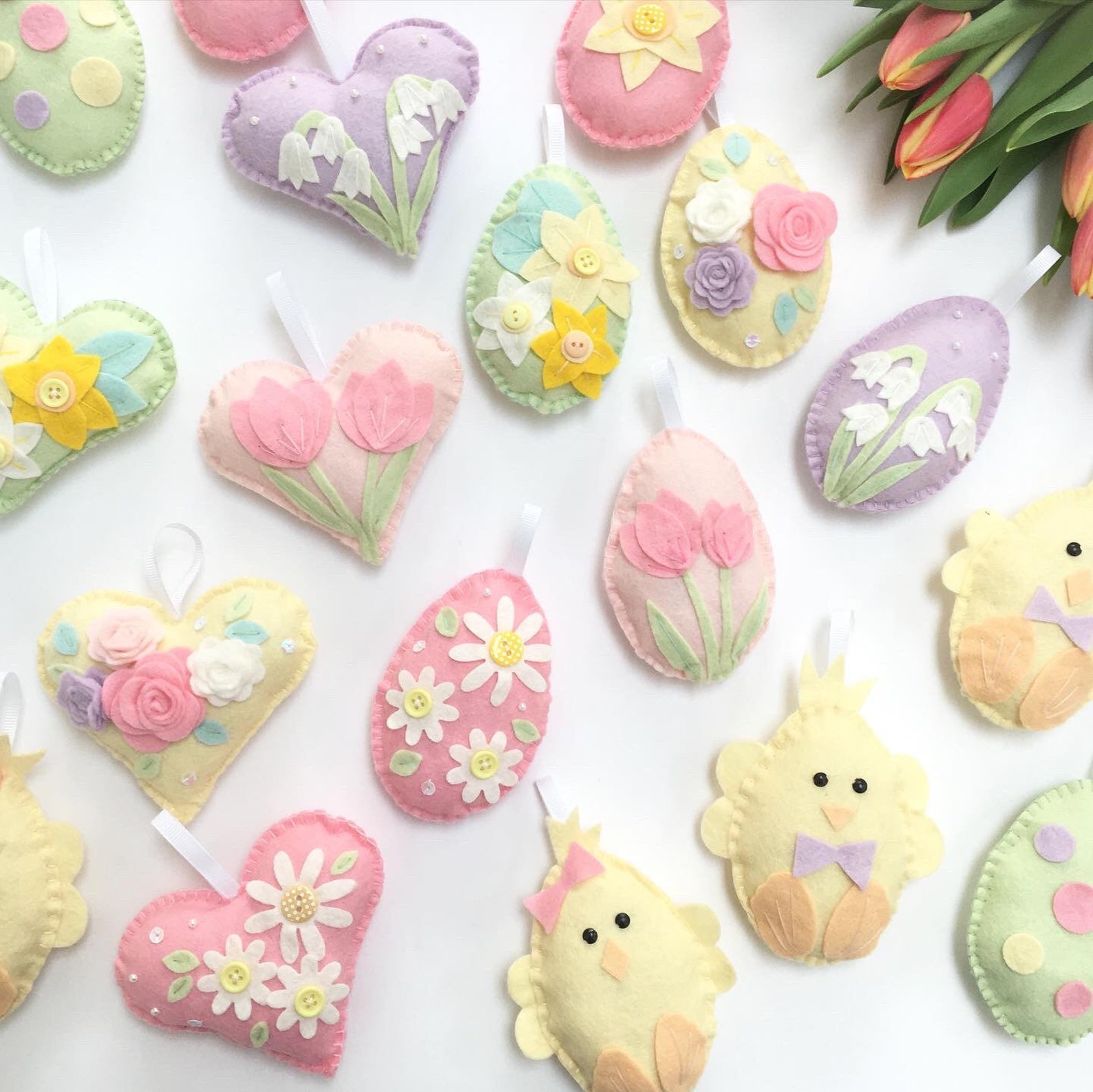 Sew Your Own Felt Flower Eggs. Felt Garland. Easter Decorations. Sewing ...