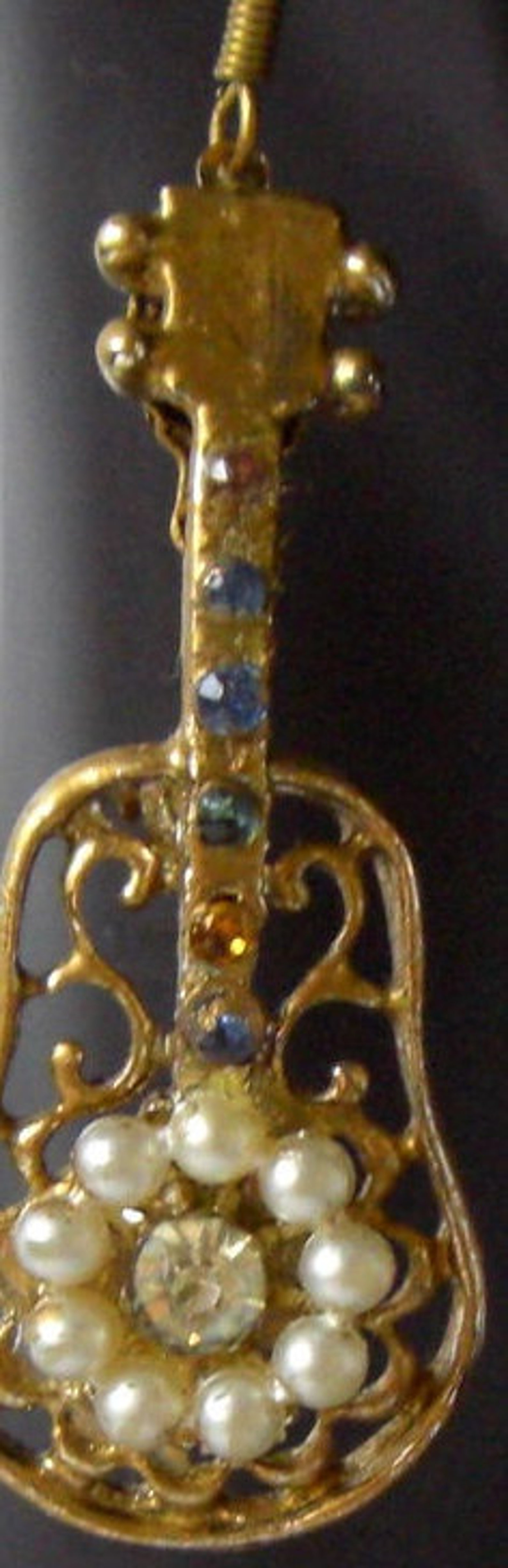 Vintage Rhinestone and Faux Pearl Filigree Guitar Earrings - Etsy